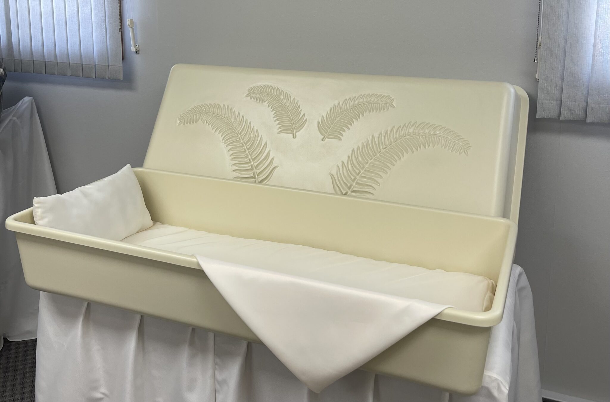 Caskets - Key-Lore - A full service animal care facility. Providing ...